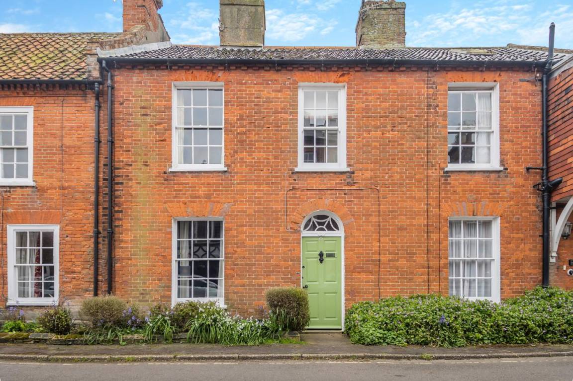 Cottage ∙ 4 Bedrooms ∙ 6 Guests - Southwold