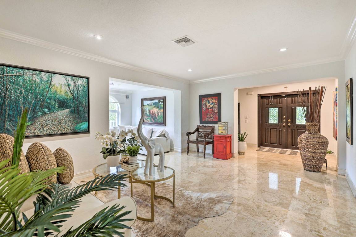 297 M² House ∙ 4 Bedrooms ∙ 6 Guests - Kendall, FL