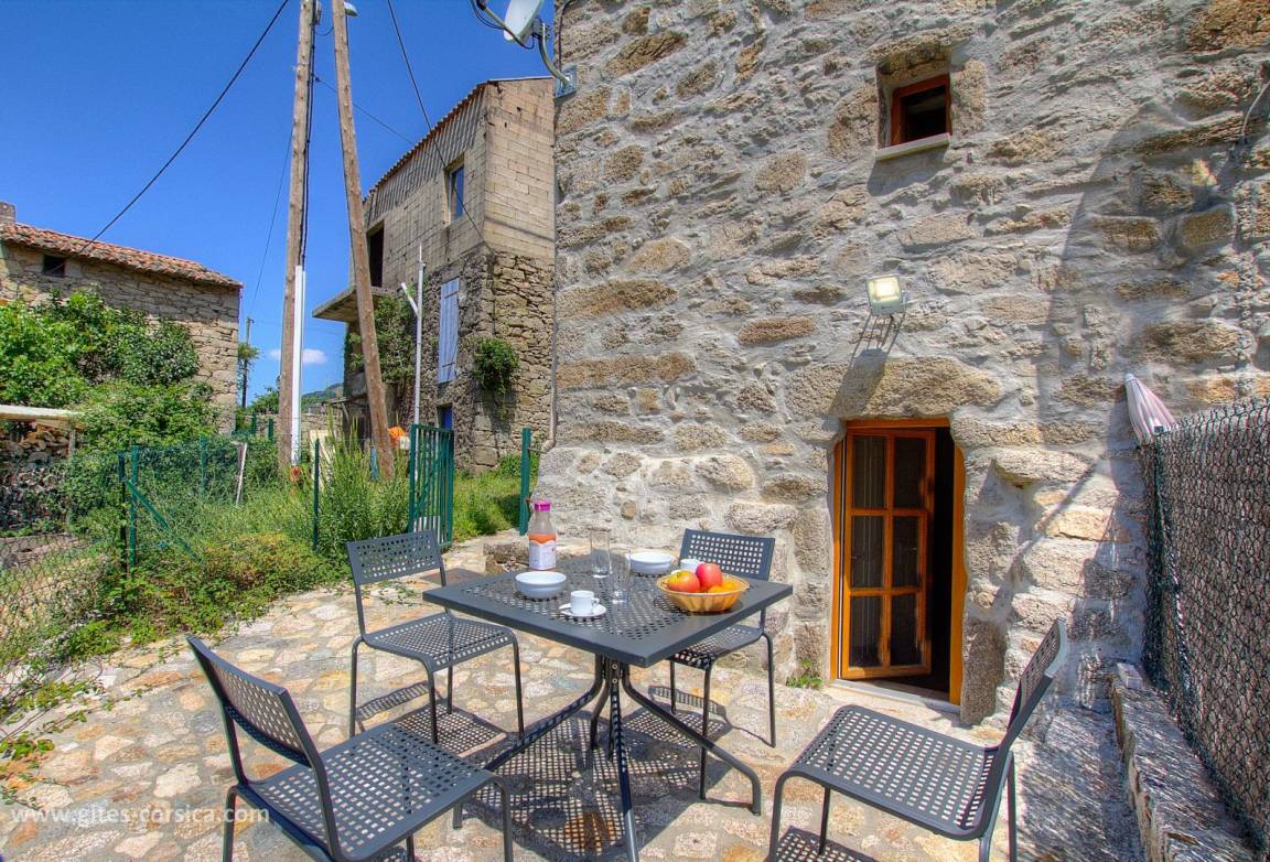 36 M² Mökki ∙ 1 Makuuhuone ∙ 4 Vierasta - Corsica