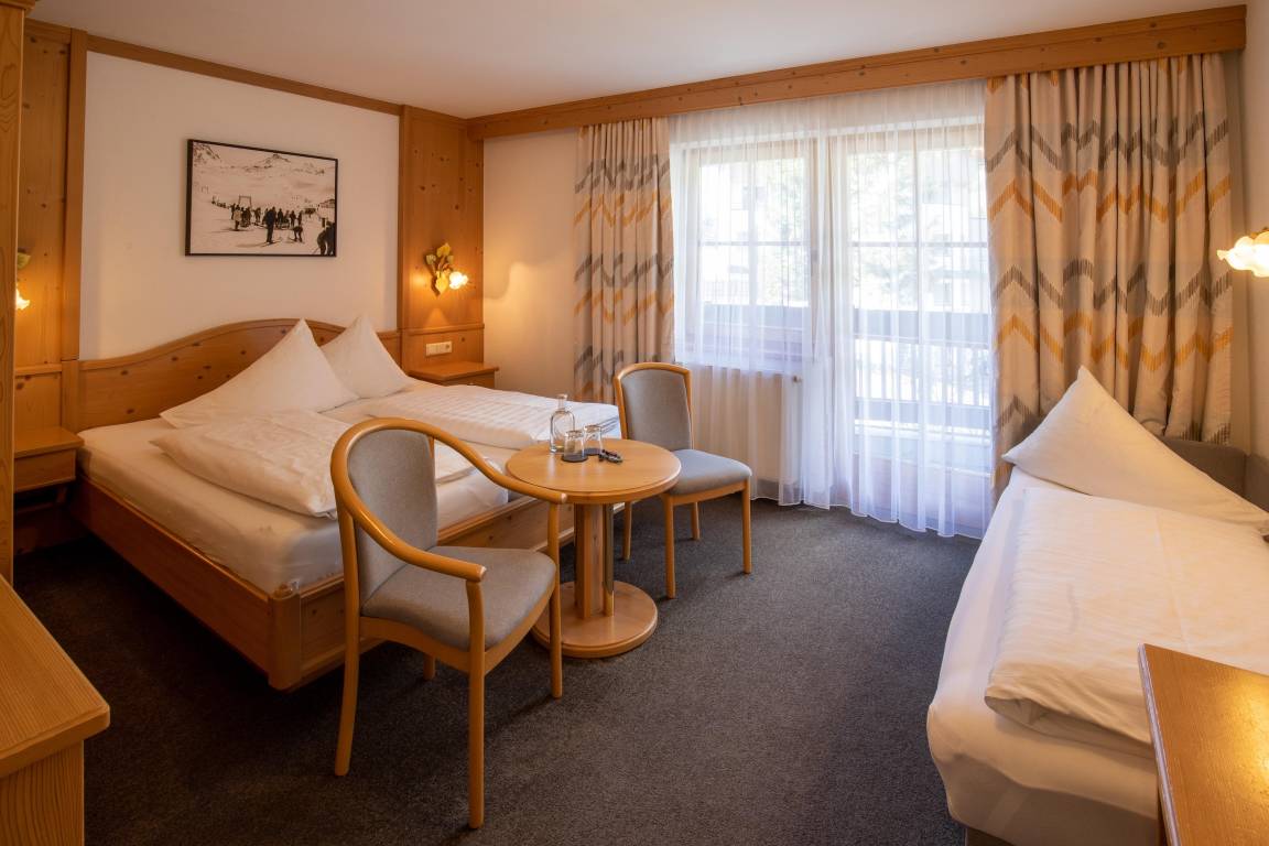 18 M² Hotel ∙ 1 Bedroom ∙ 3 Guests - Ischgl