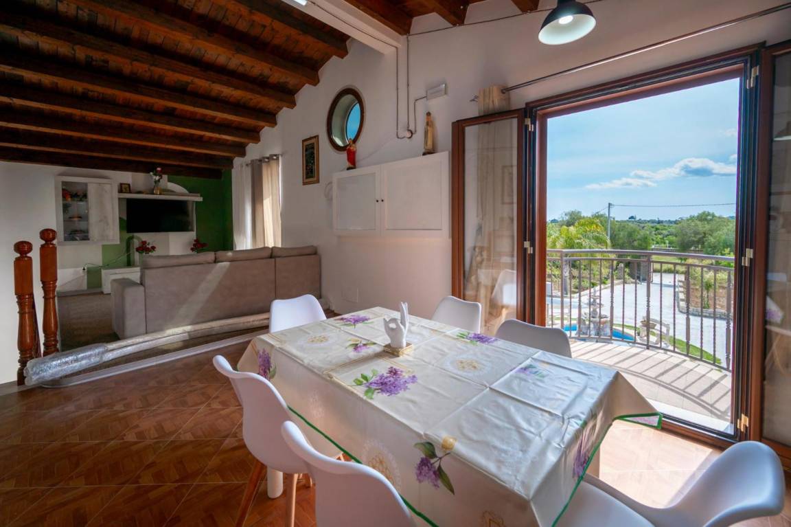 110 M² Appartamento Vacanza ∙ 3 Camere Da Letto ∙ 6 Ospiti - Avola