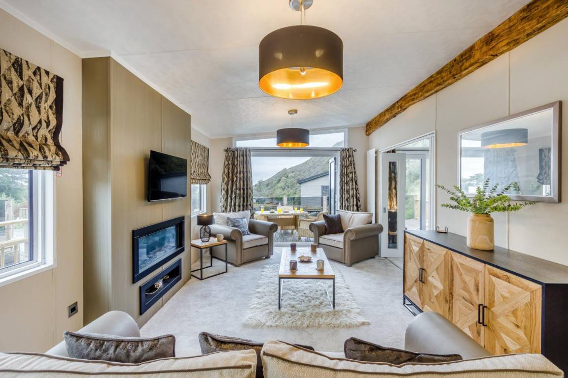Lodge ∙ 2 Bedrooms ∙ 4 Guests - Pembrokeshire