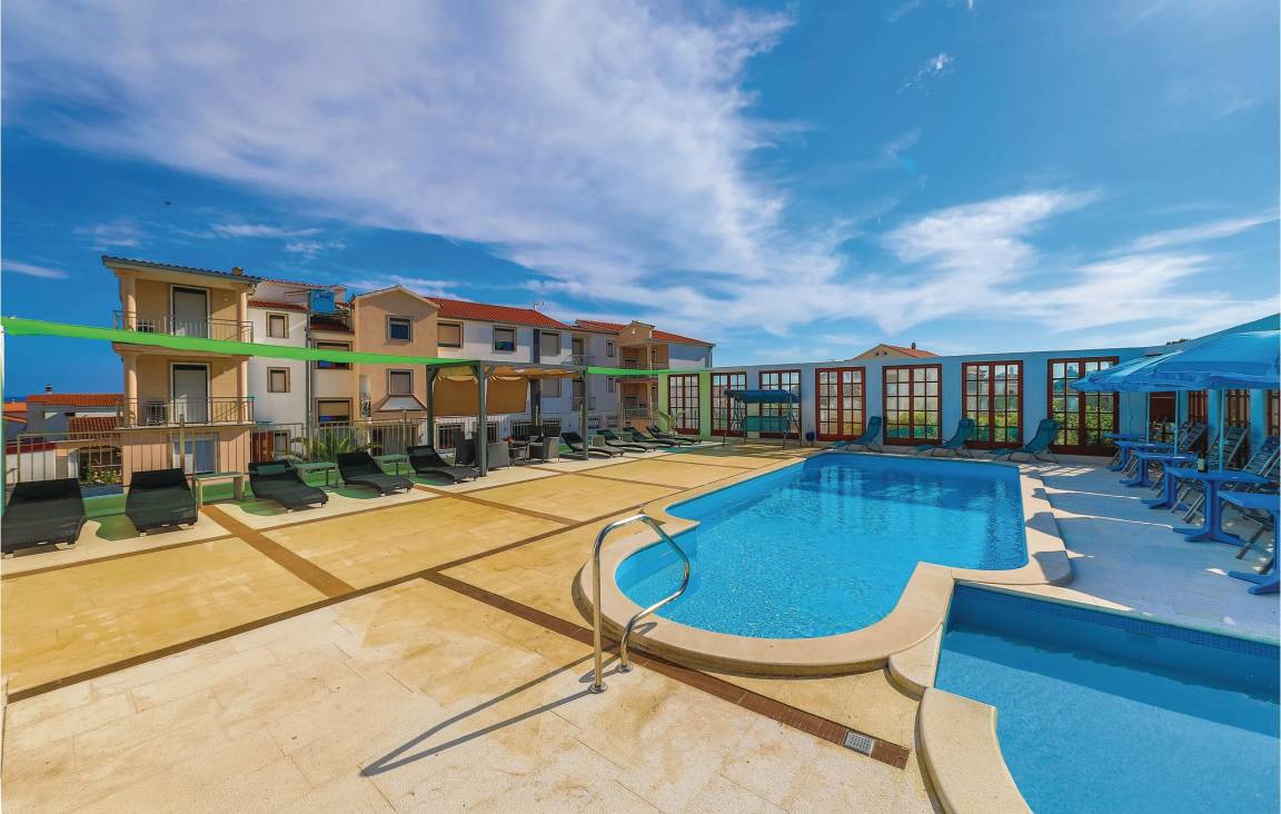 50 M² Ferienwohnung ∙ 2 Schlafzimmer ∙ 5 Gäste - Trogir