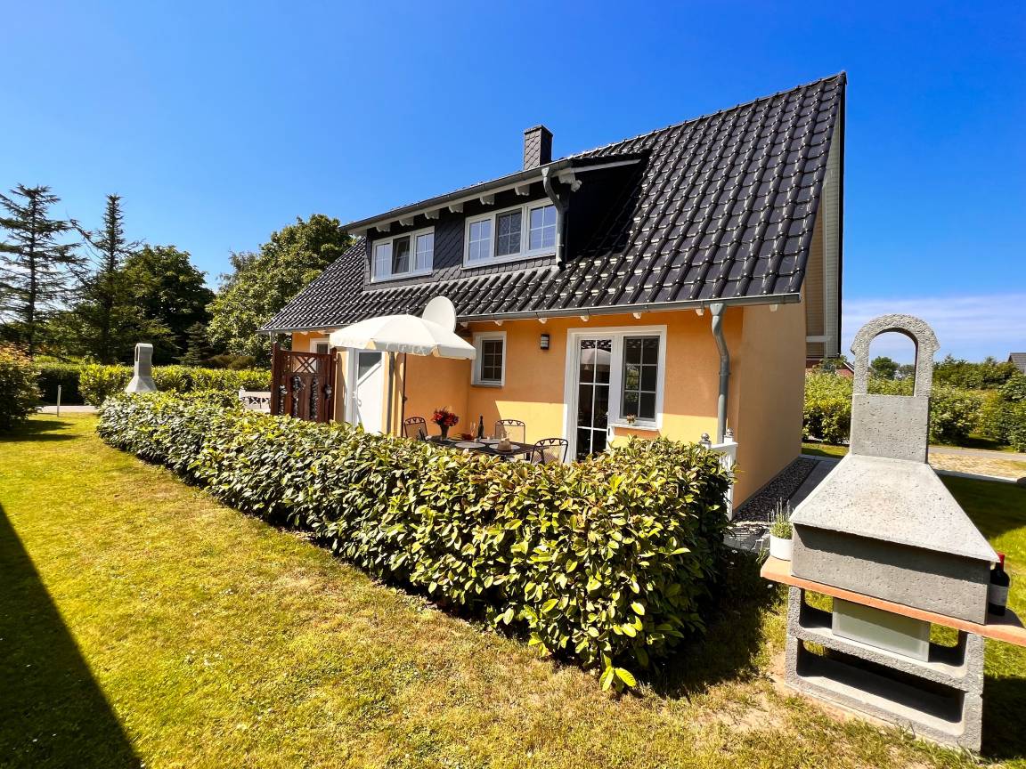 55 M² Ferienhaus ∙ 2 Schlafzimmer ∙ 4 Gäste - Dranske