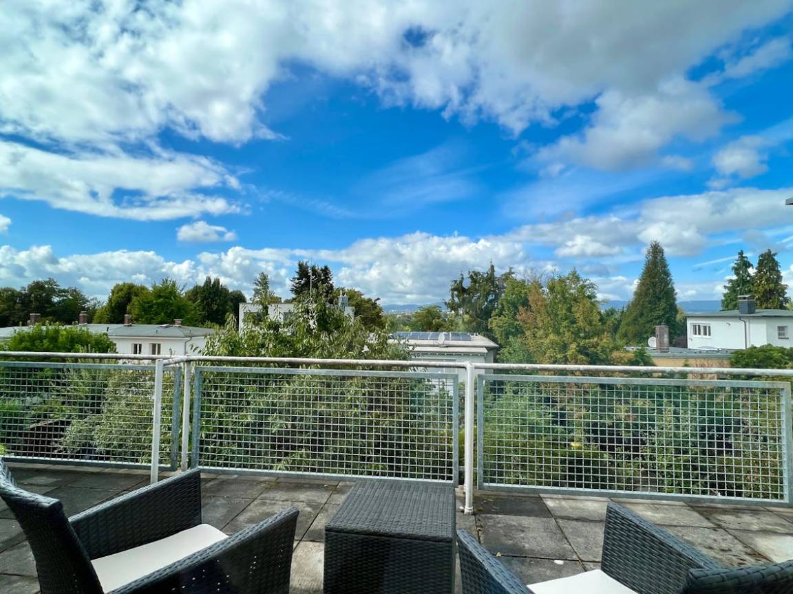 147 M² House ∙ 3 Bedrooms ∙ 6 Guests - Frankfurt