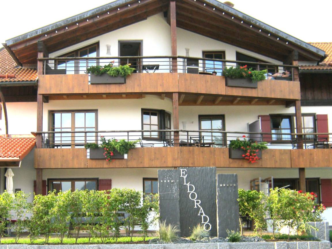 85 M² Apartment ∙ 2 Bedrooms ∙ 4 Guests - Oberstdorf