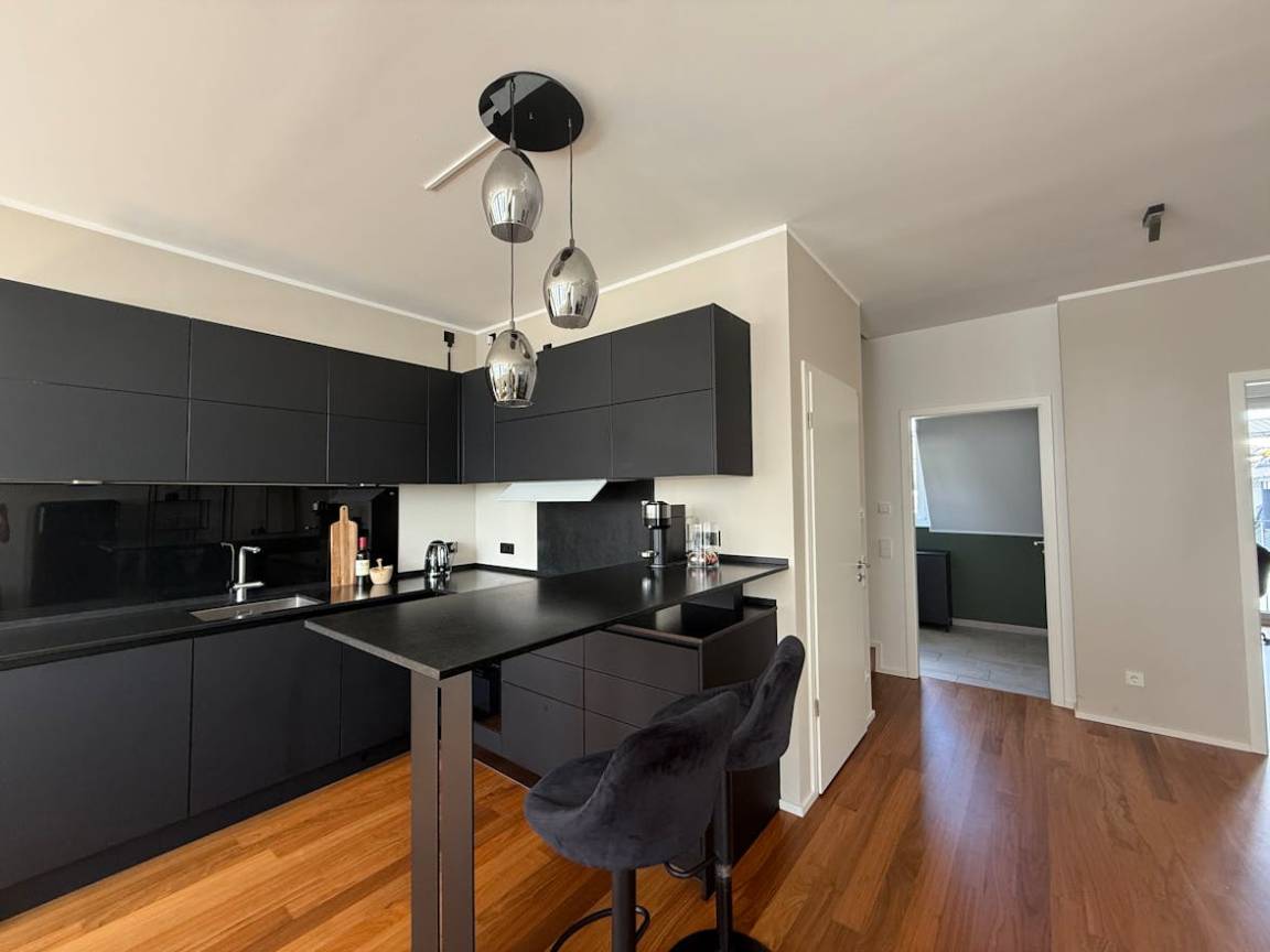 104 M² Apartment ∙ 1 Bedroom ∙ 2 Guests - Frankfurt