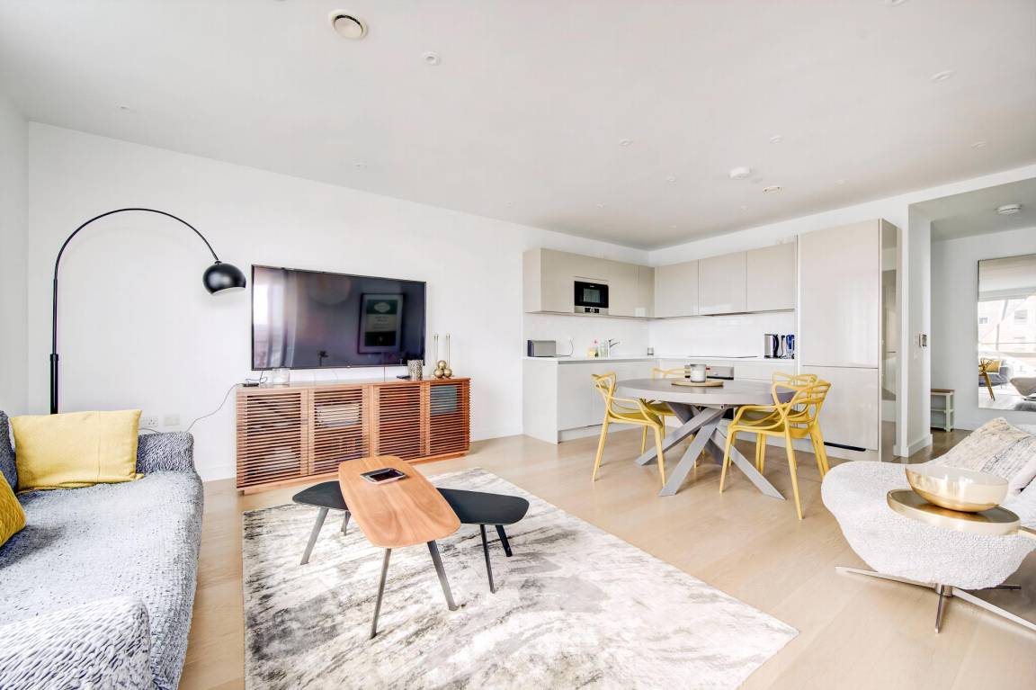 70 M² Apartment ∙ 2 Bedrooms ∙ 4 Guests - London