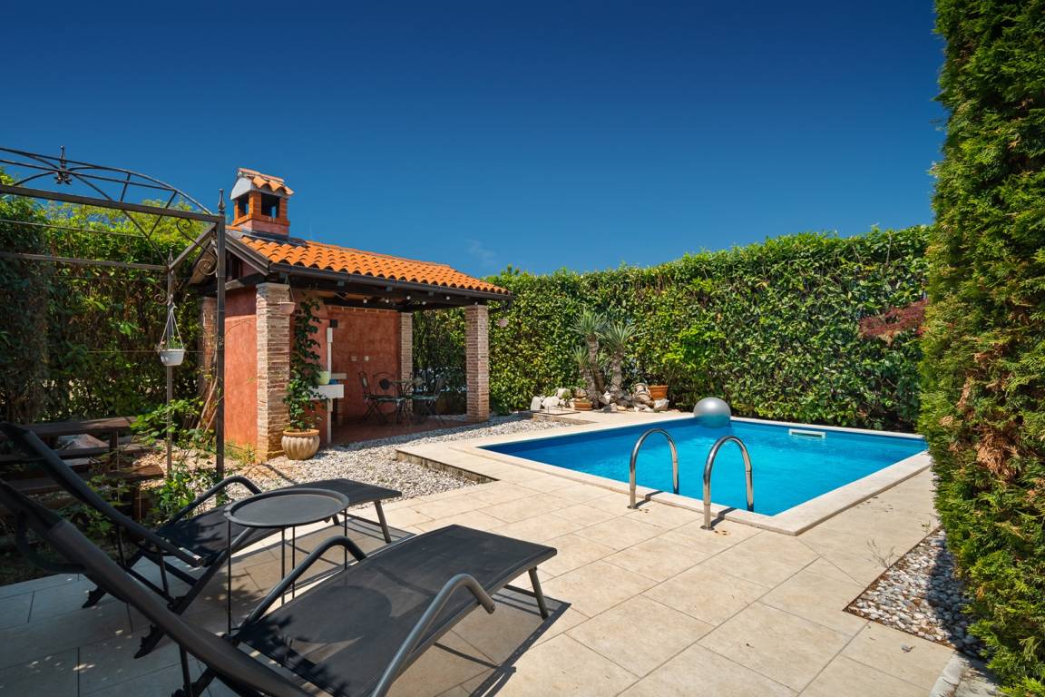 80 M² Appartement ∙ 2 Chambres ∙ 4 Personnes - Novigrad