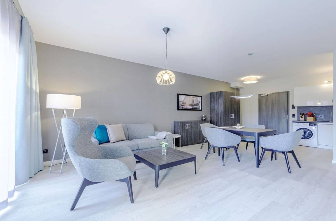 60 M² Ferienwohnung ∙ 1 Schlafzimmer ∙ 3 Gäste - Wustrow