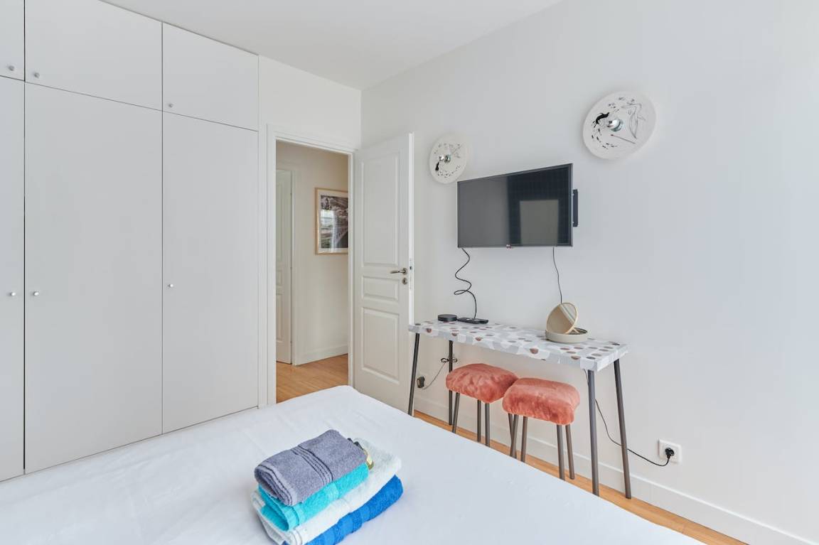 65 M² Casa ∙ 2 Camere Da Letto ∙ 6 Ospiti - Suresnes