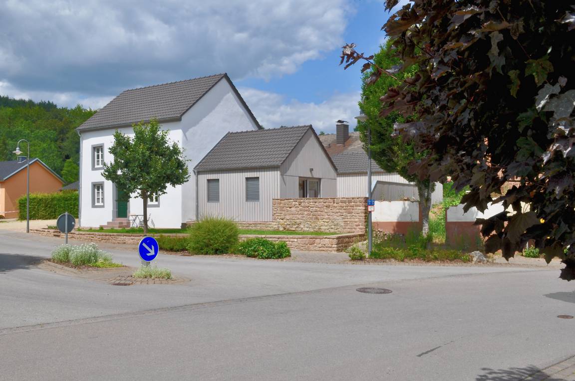 100 M² Ferienhaus ∙ 3 Schlafzimmer ∙ 6 Gäste - Bitburg