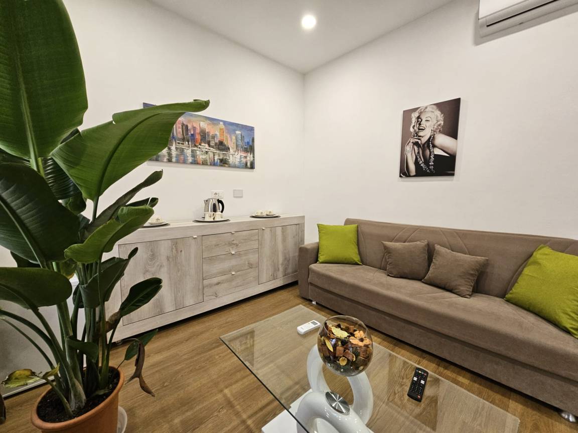 20 M² Bed And Breakfast ∙ 2 Guests - Civitavecchia