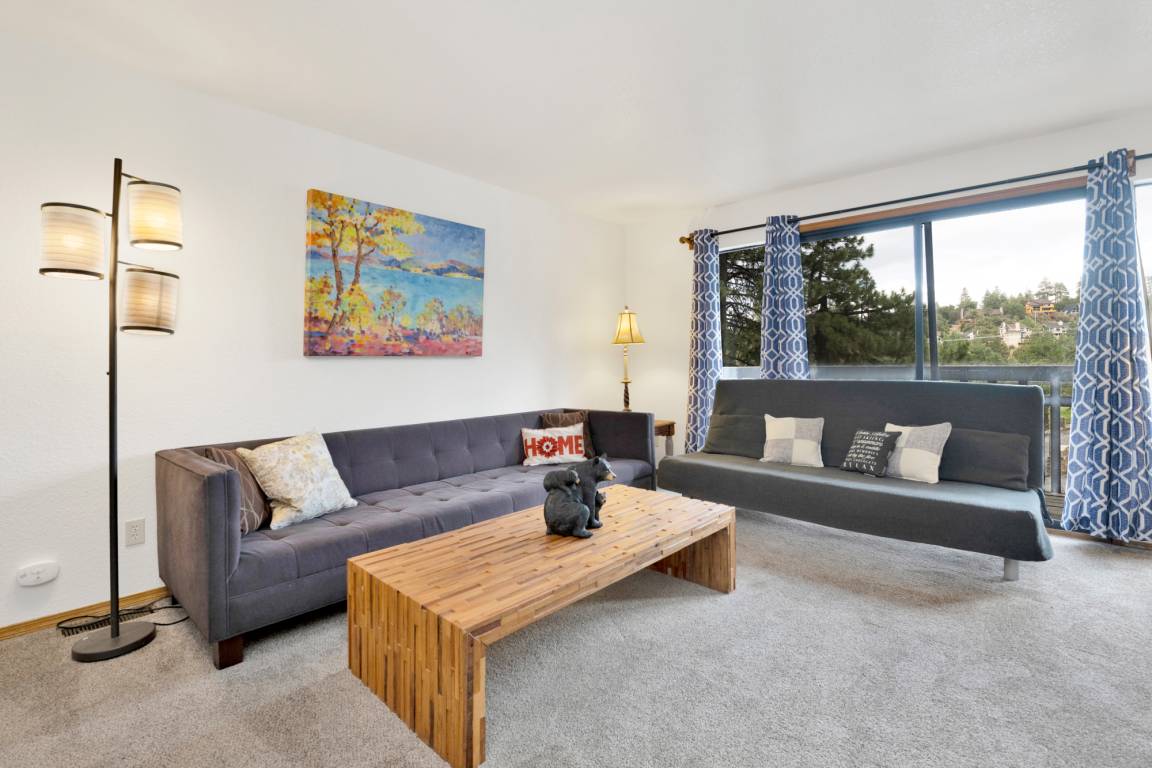 112 M² Condo ∙ 2 Bedrooms ∙ 6 Guests - Big Bear, CA