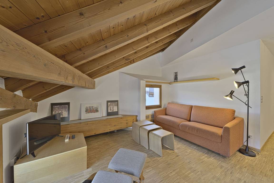 60 M² Apartment ∙ 2 Bedrooms ∙ 5 Guests - Pontresina