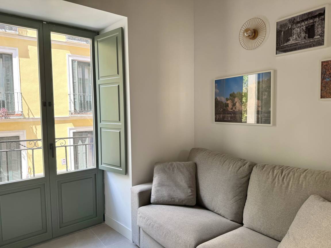 25 M² Studio Flat ∙ 4 Guests - Madrid