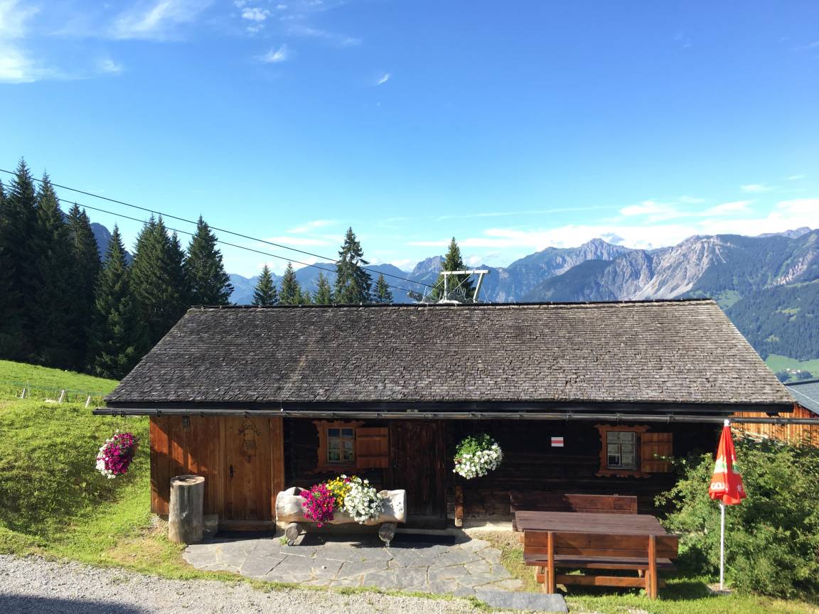 58 M² Ferienhaus ∙ 1 Schlafzimmer ∙ 5 Gäste - Vandans