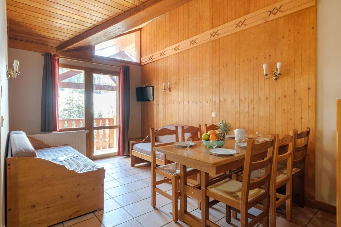 49 M² Appartement ∙ 1 Slaapkamer ∙ 7 Gasten - Lanslevillard