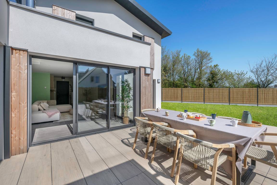 230 M² Maison De Vacances ∙ 5 Chambres ∙ 12 Personnes - La Turballe