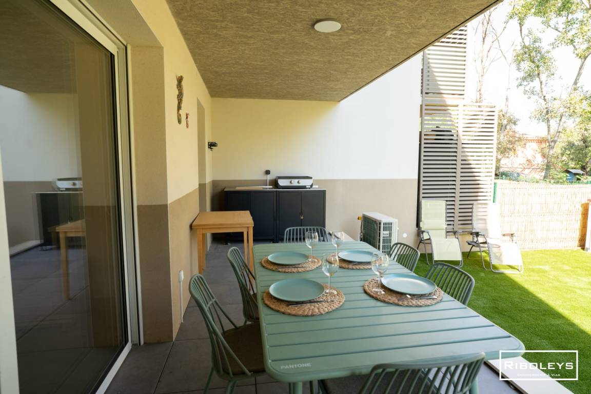 56 M² Apartment ∙ 2 Bedrooms ∙ 6 Guests - Vias