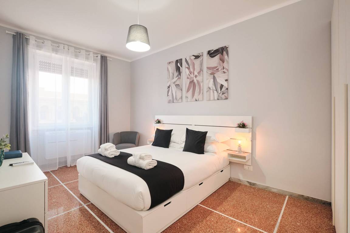 70 M² Ferienwohnung ∙ 2 Schlafzimmer ∙ 4 Gäste - Rom