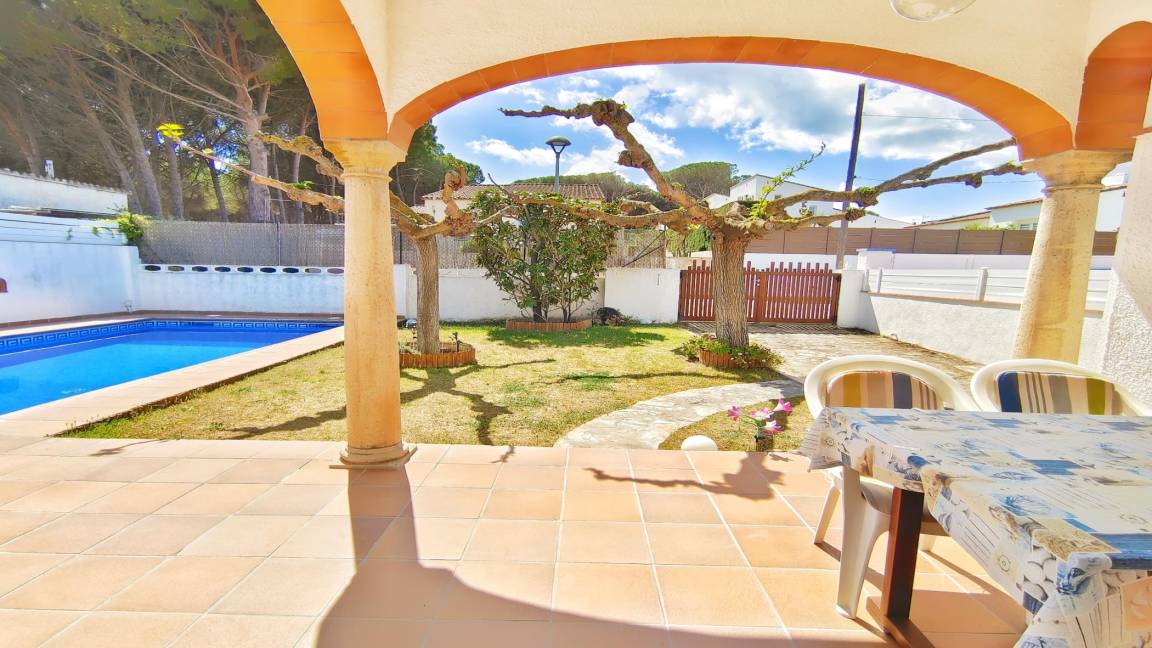 95 M² Villa ∙ 3 Slaapkamers ∙ 6 Gasten - Sant Pere Pescador