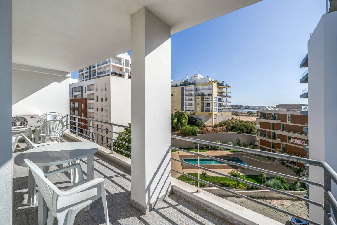 128 M² Apartamento ∙ 3 Quartos ∙ 8 Hóspedes - Carvoeiro