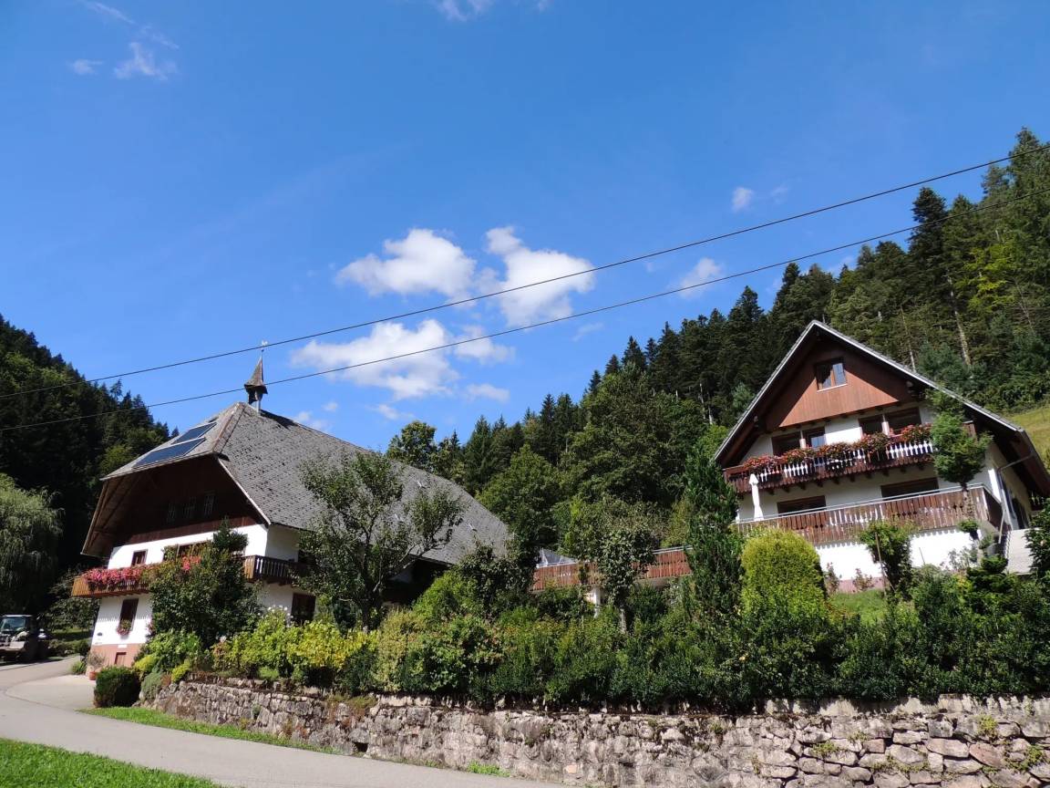 80 M² Ferienwohnung ∙ 2 Schlafzimmer ∙ 4 Gäste - Haslach im Kinzigtal