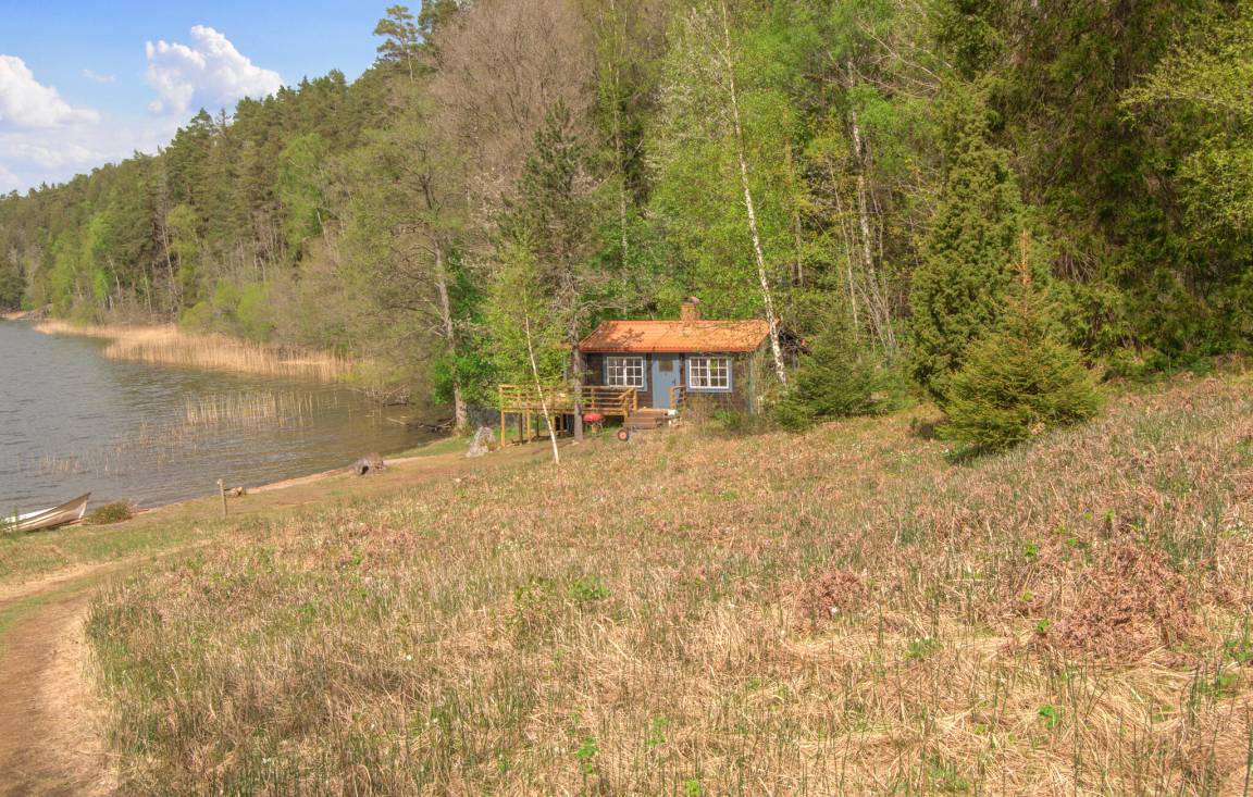 35 M² Hus ∙ 1 Sovrum ∙ 2 Gäster - Bro