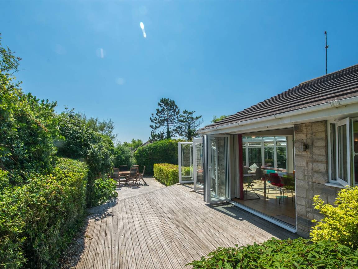 Cottage ∙ 4 Bedrooms ∙ 8 Guests - Swanage