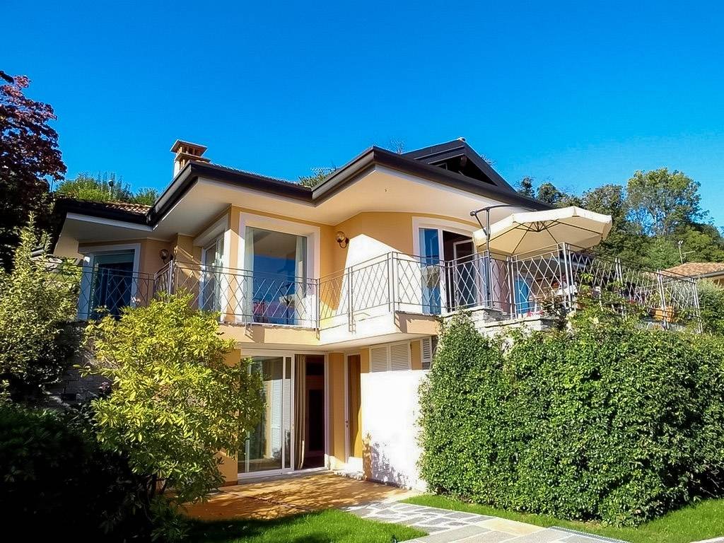 160 M² Villa Vacanza ∙ 3 Camere Da Letto ∙ 6 Ospiti - Meina