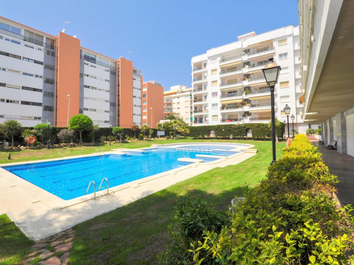 64 M² Appartement ∙ 2 Chambres ∙ 4 Personnes - Lloret de Mar