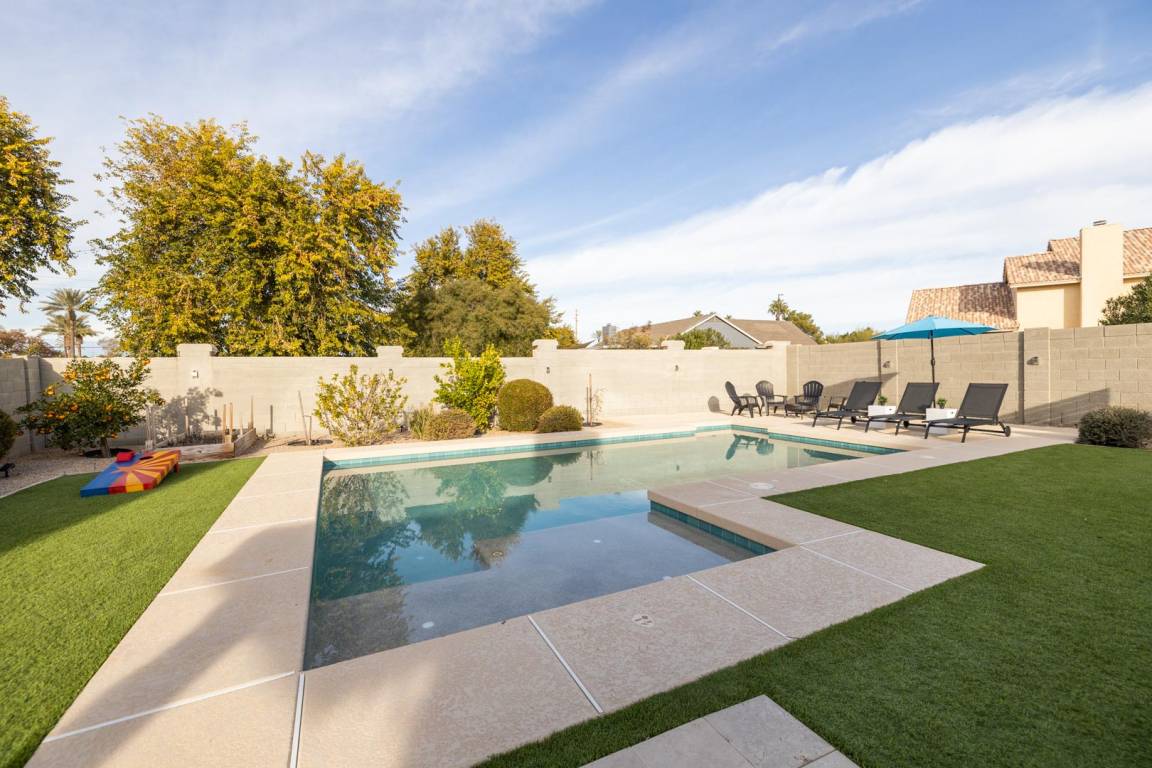 218 M² House ∙ 4 Bedrooms ∙ 12 Guests - Chandler, AZ