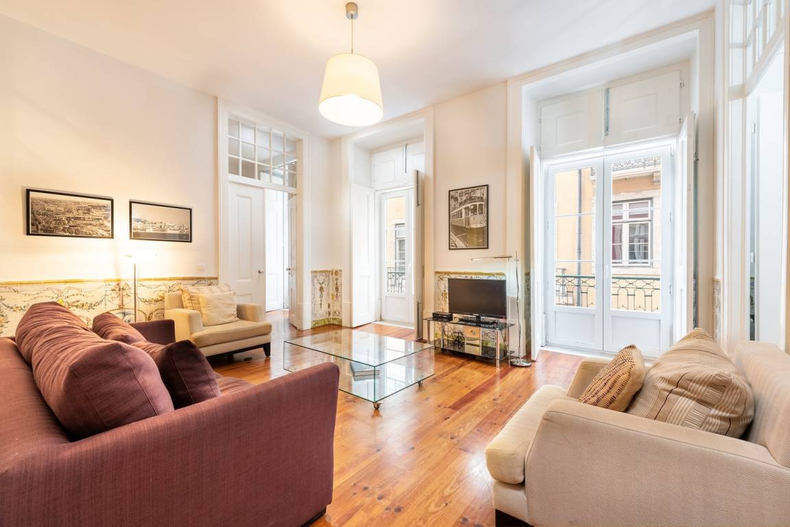 80 M² Apartamento ∙ 2 Habitaciones ∙ 6 Huéspedes - Lisboa