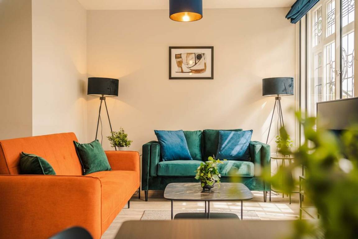 56 M² Ferienwohnung ∙ 2 Schlafzimmer ∙ 6 Gäste - Ormskirk