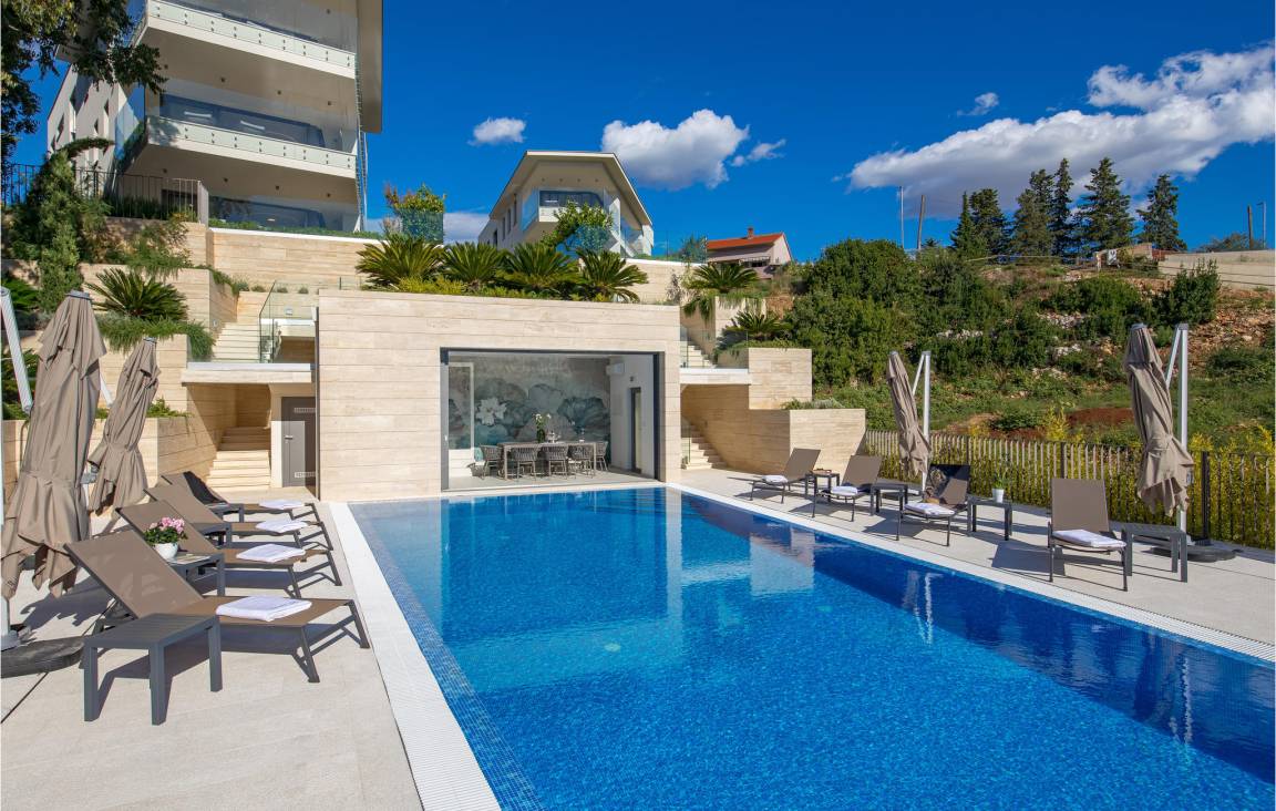 115 M² Apartment ∙ 3 Bedrooms ∙ 6 Guests - Punat