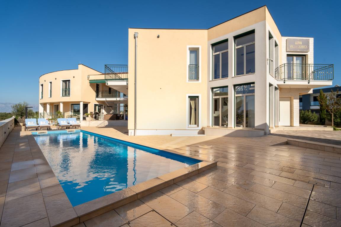 45 M² Aparthotel ∙ 1 Schlafzimmer ∙ 3 Gäste - Zadar