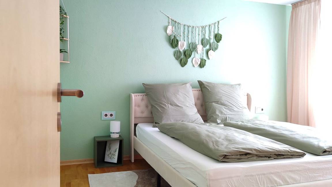 67 M² Ferienwohnung ∙ 1 Schlafzimmer ∙ 4 Gäste - Filderstadt