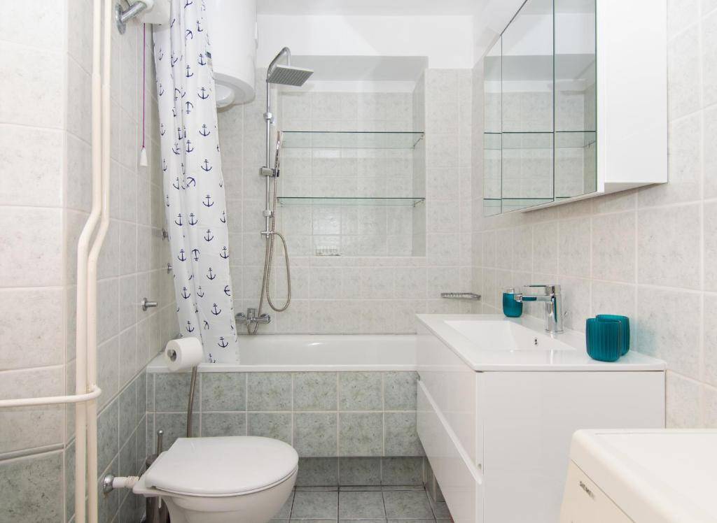 130 M² Huoneisto ∙ 3 Makuuhuonetta ∙ 6 Vierasta - Piran