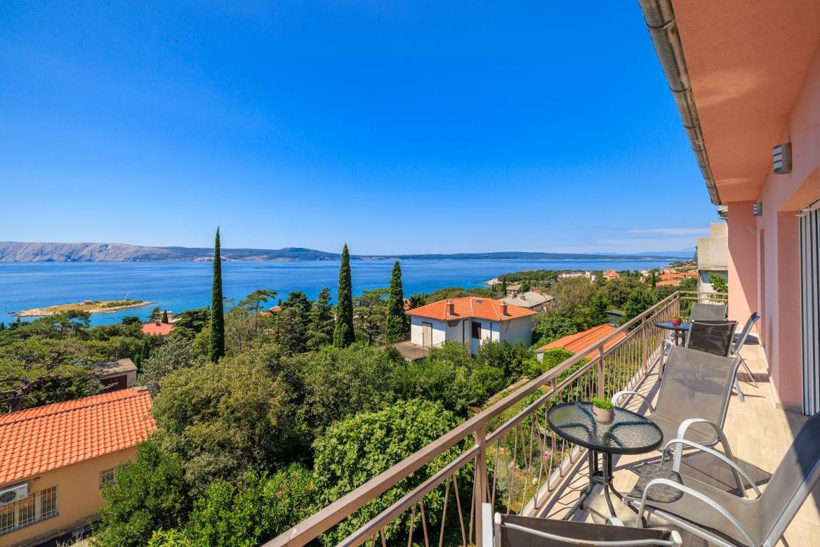 100 M² Apartment ∙ 3 Bedrooms ∙ 6 Guests - Novi Vinodolski
