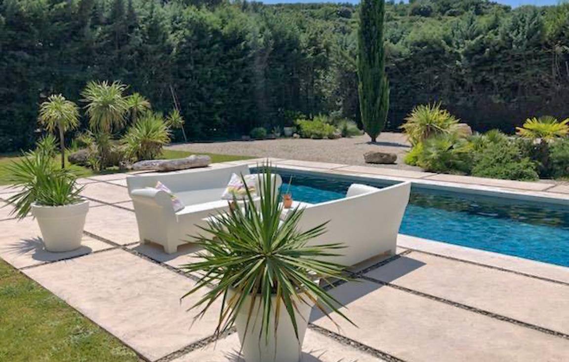 180 M² Maison De Vacances ∙ 4 Chambres ∙ 8 Personnes - Salon-de-Provence