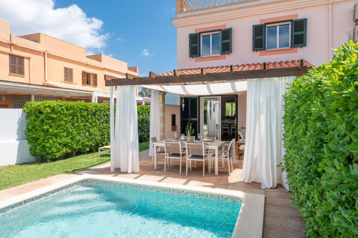 140 M² Auberge De Jeunesse ∙ 3 Chambres ∙ 6 Personnes - Alcúdia