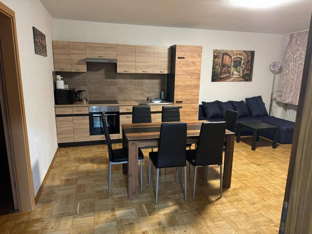 Apartment ∙ 4 Bedrooms ∙ 12 Guests - Werne