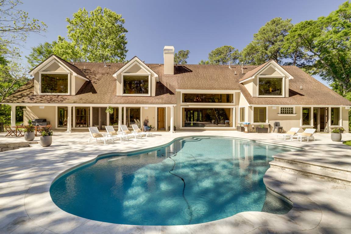 715 M² House ∙ 6 Bedrooms ∙ 30 Guests - Houston, TX