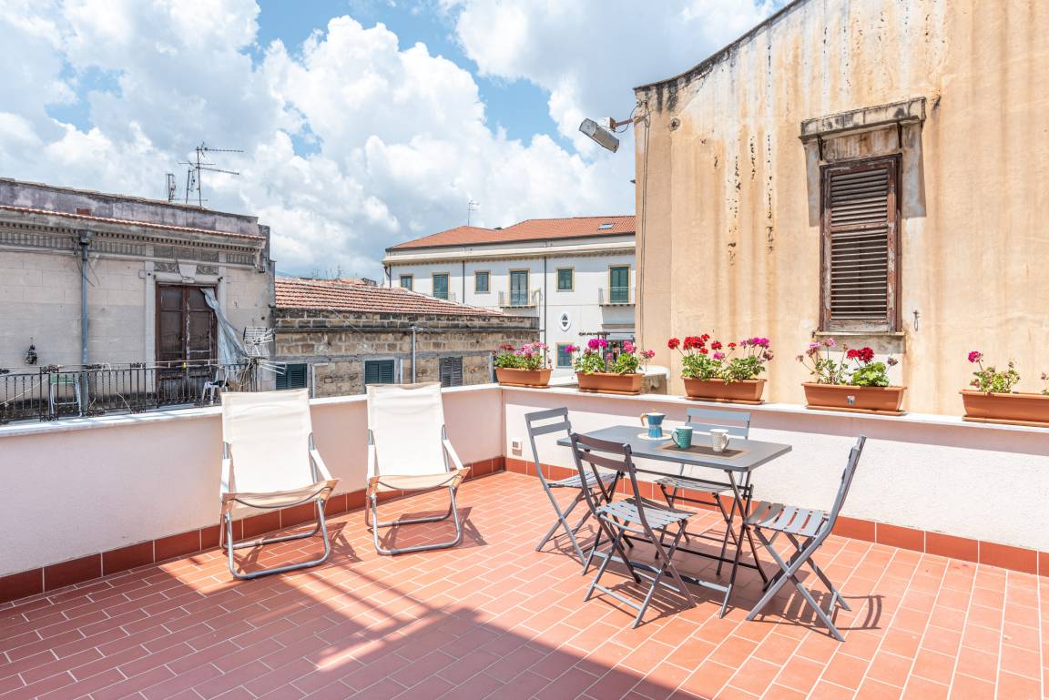 70 M² Appartamento Vacanza ∙ 2 Camere Da Letto ∙ 4 Ospiti - Palermo