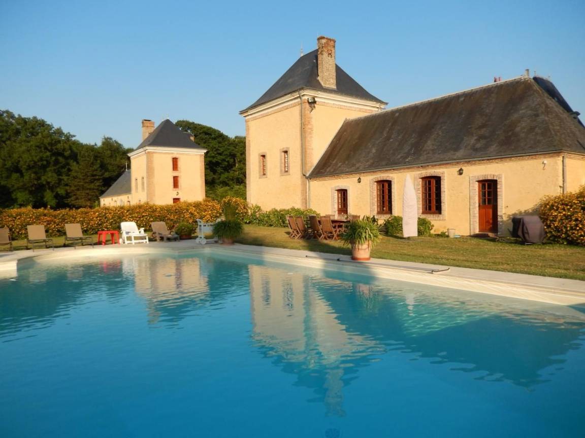 160 M² Cottage ∙ 4 Chambres ∙ 8 Personnes - Sarthe
