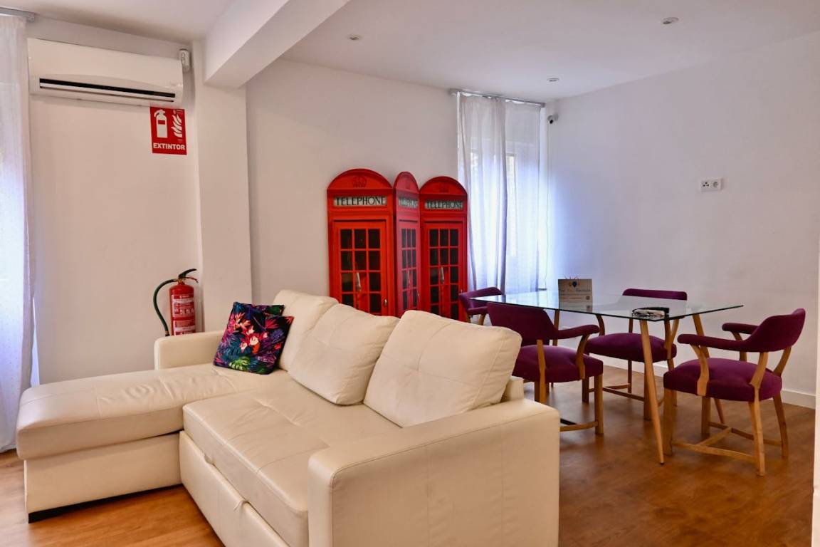 88 M² Apartamento ∙ 3 Habitaciones ∙ 6 Huéspedes - Majadahonda