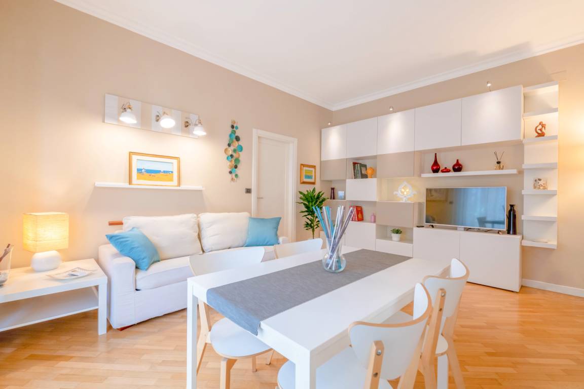 80 M² Appartement ∙ 1 Chambre ∙ 4 Personnes - Bari