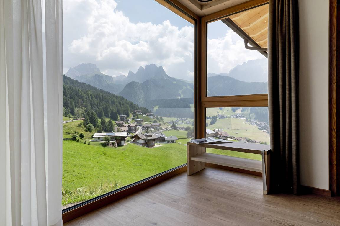 65 M² Appartamento Vacanza ∙ 2 Camere Da Letto ∙ 6 Ospiti - Selva di Val Gardena