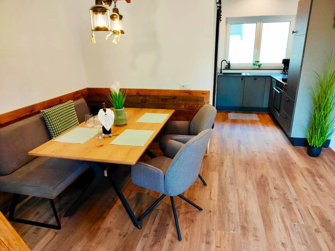 48 M² Ferienwohnung ∙ 1 Schlafzimmer ∙ 4 Gäste - Spittal an der Drau